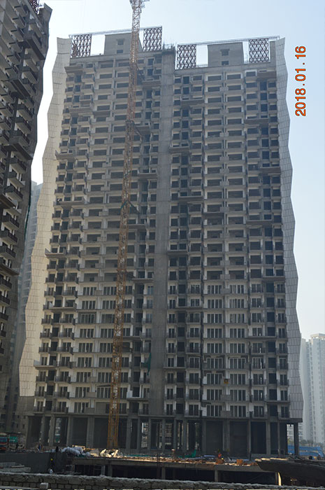 Ready to Move Flats in Noida, 3/4 BHK Luxury Apartment - Prateek Edifice